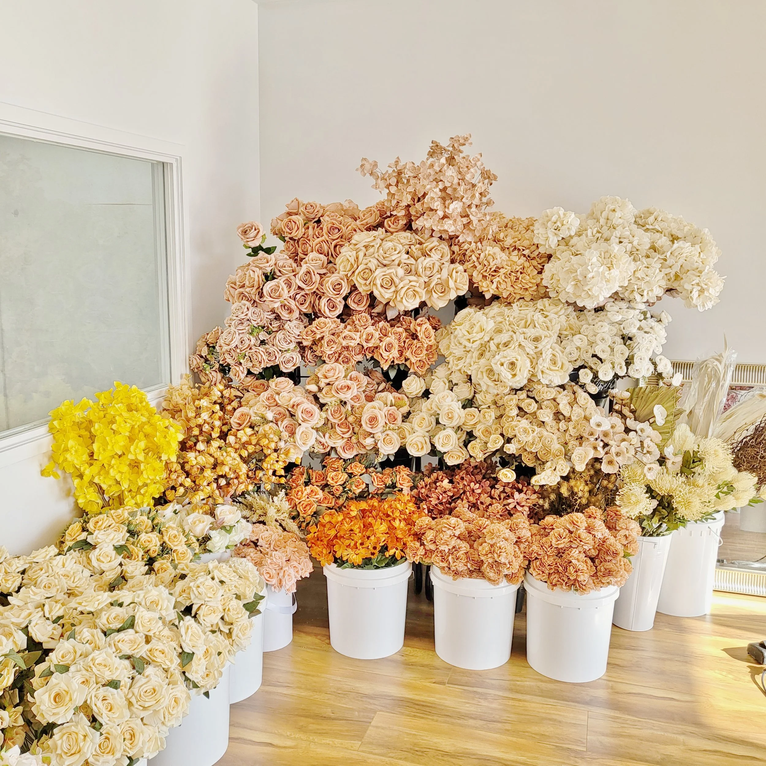 Beautifully handcrafted artificial hand bouquets for wedding