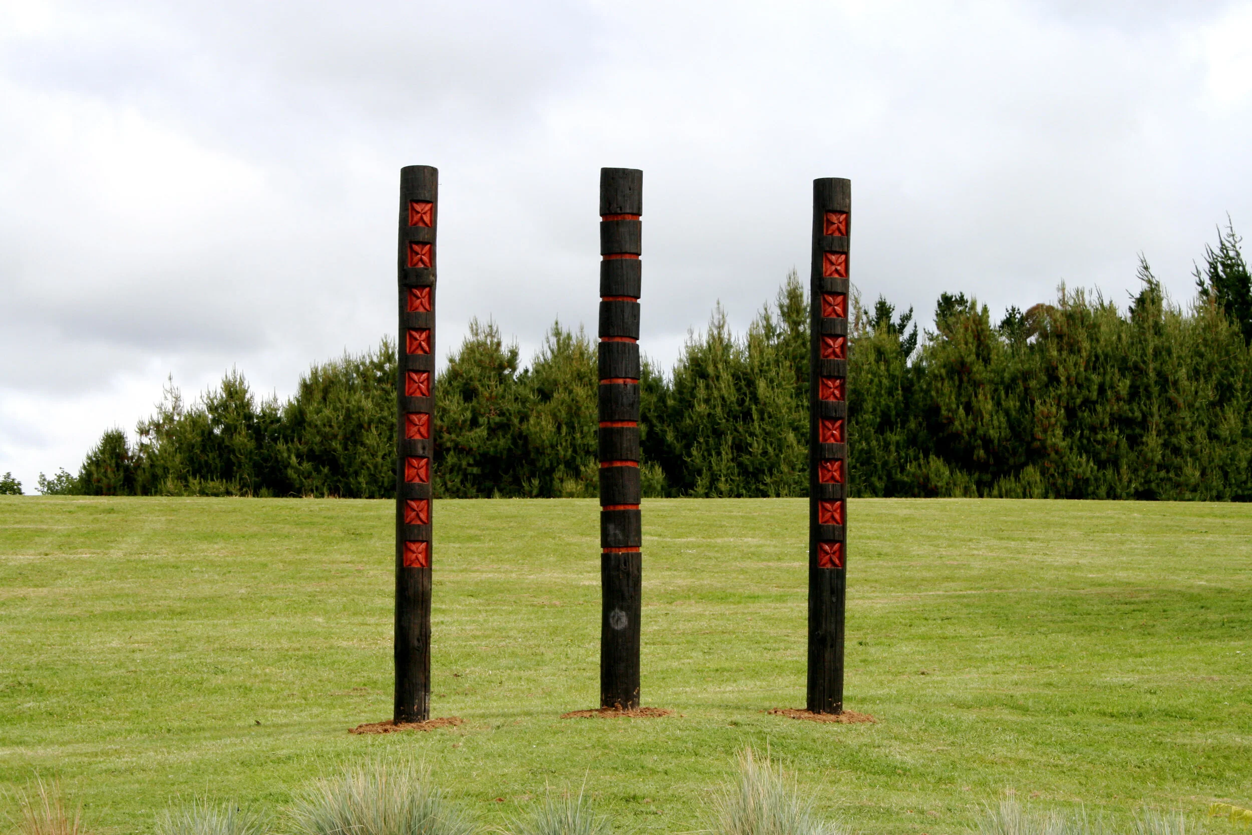 Tui Hobson - Sculptor - Tui Hobson Sculptor/Carver