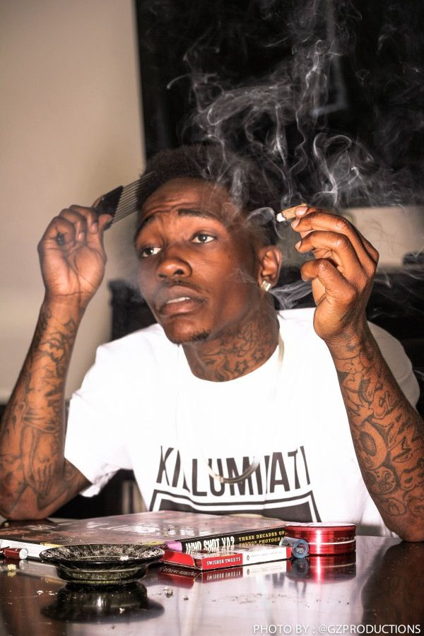 Rappers Smoking Cigarettes