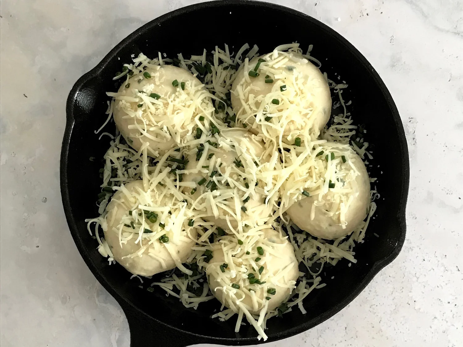 Cheddar Chive Pull-Apart Rolls — No Knead to Worry