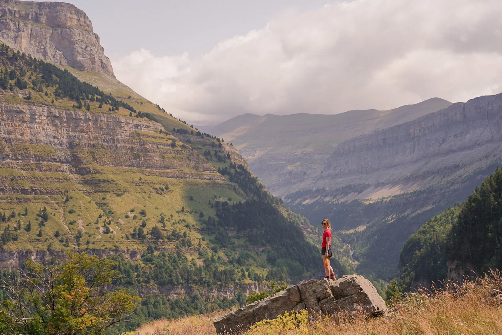 De mooiste wandeling in de Spaanse Pyreneeën — Along the road reisblog