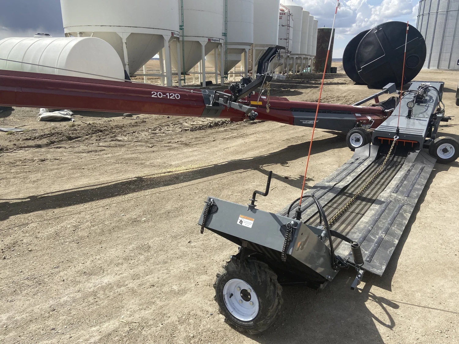 Premium Grain Handling Solutions | Soaring Eagle Grain Equipment