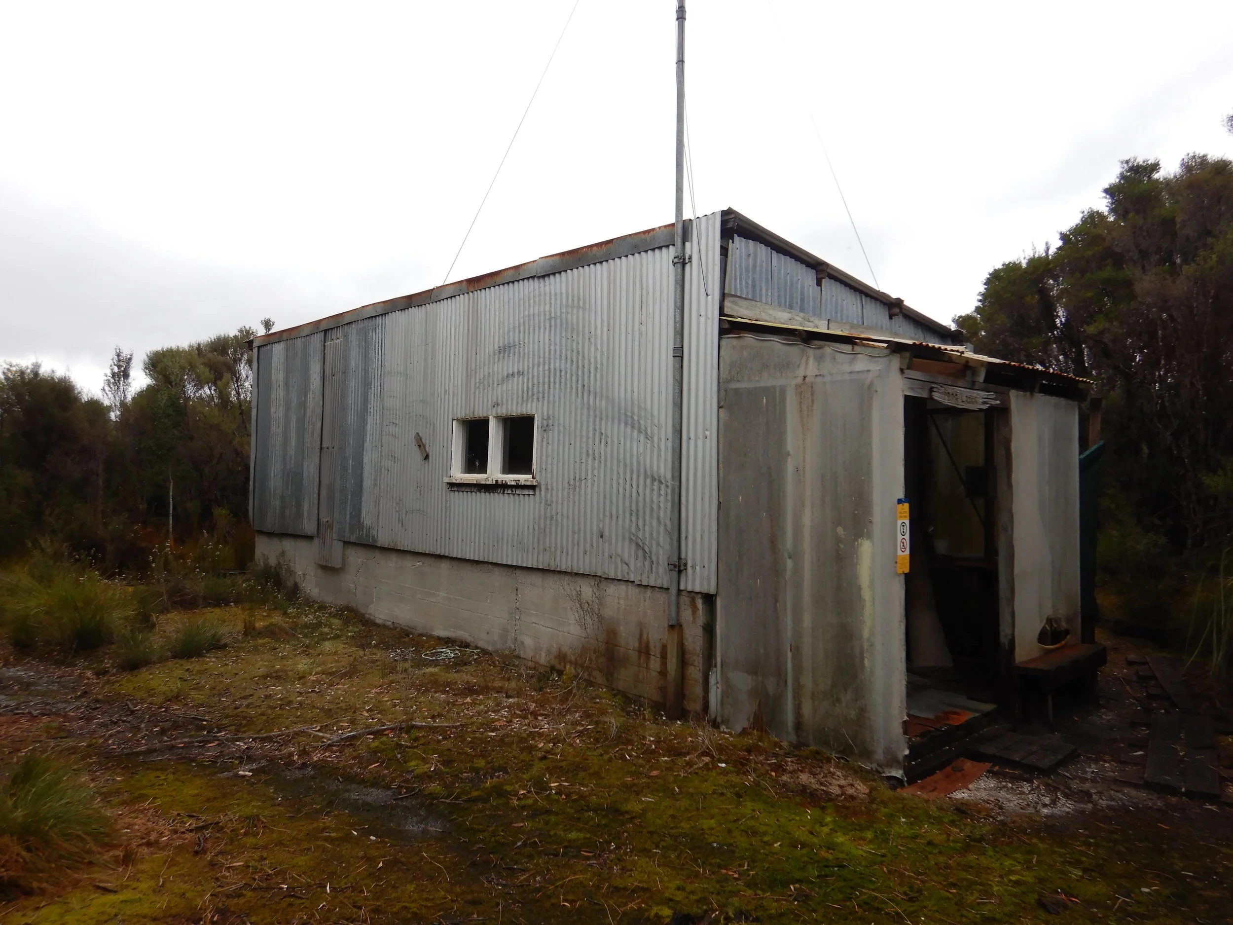 Frog Lodge — Mountain Huts Australia