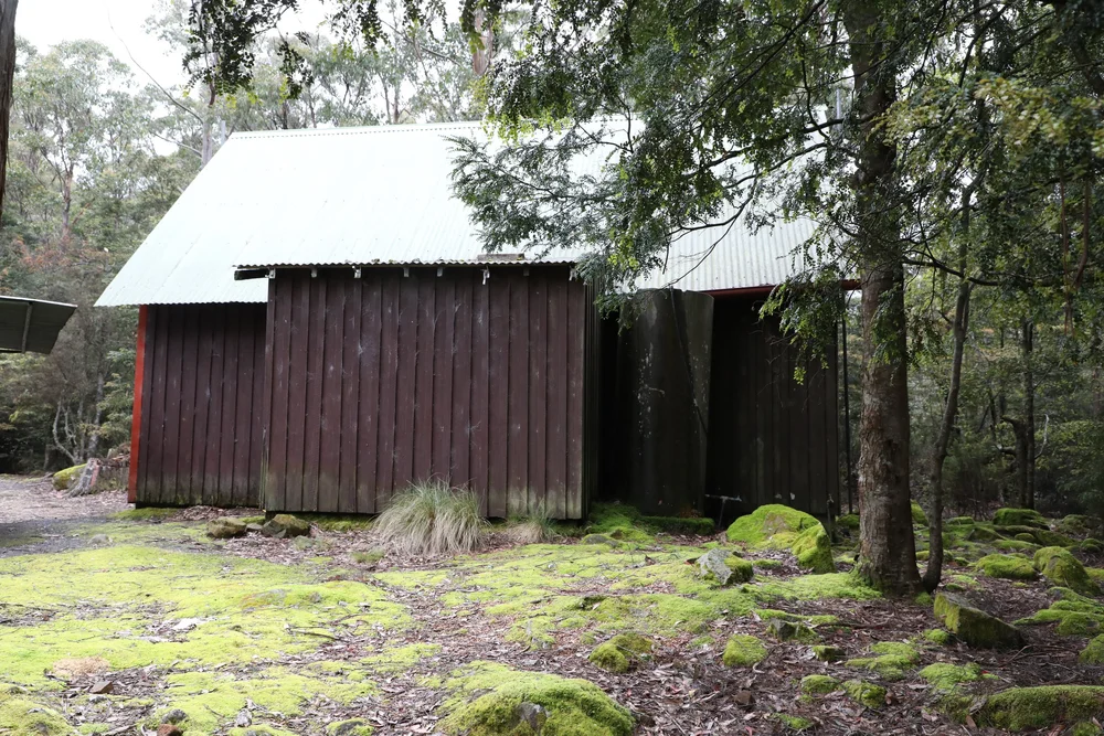 Huntsman Hide-away — Mountain Huts Australia