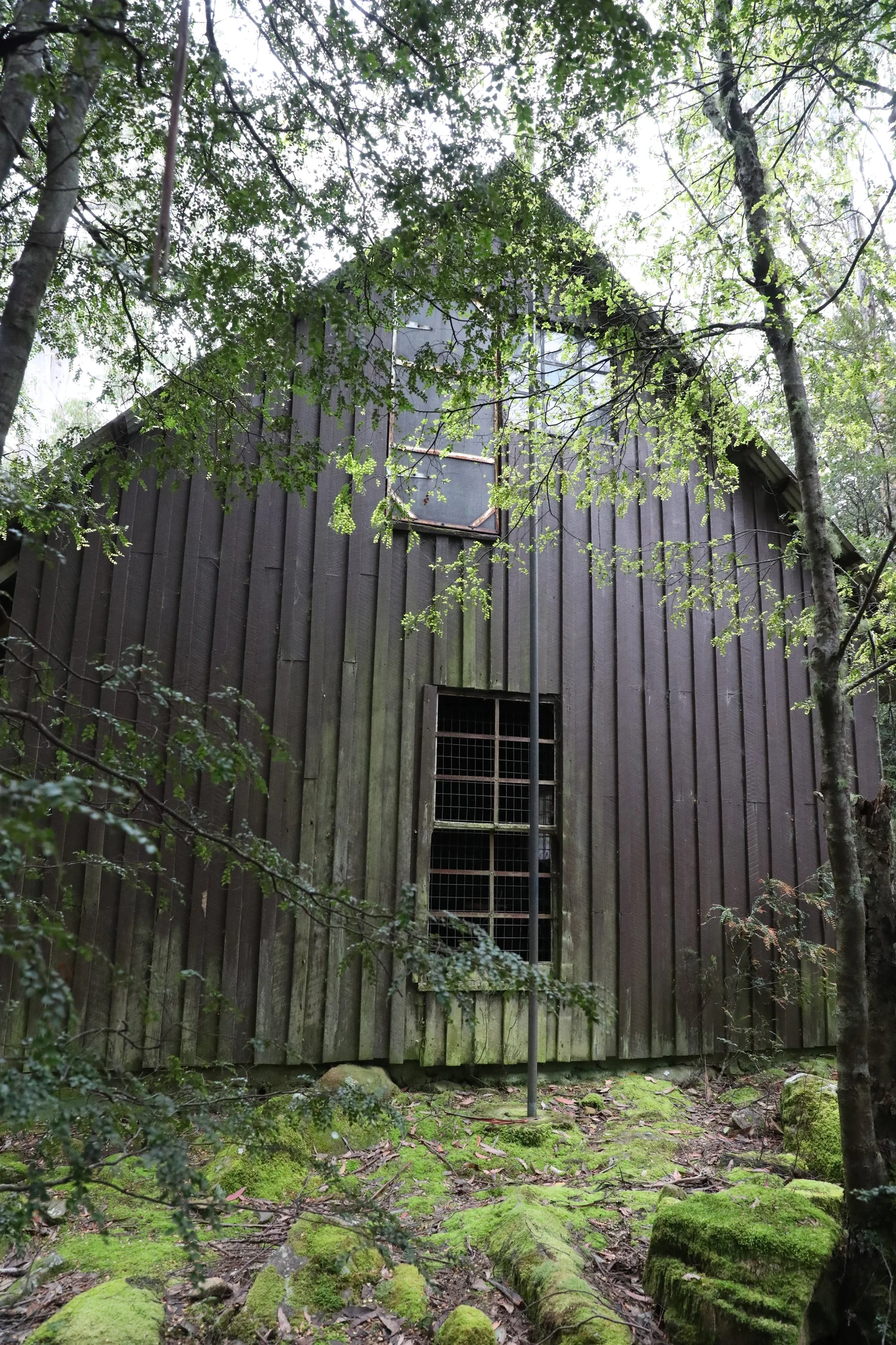 Huntsman Hide-away — Mountain Huts Australia
