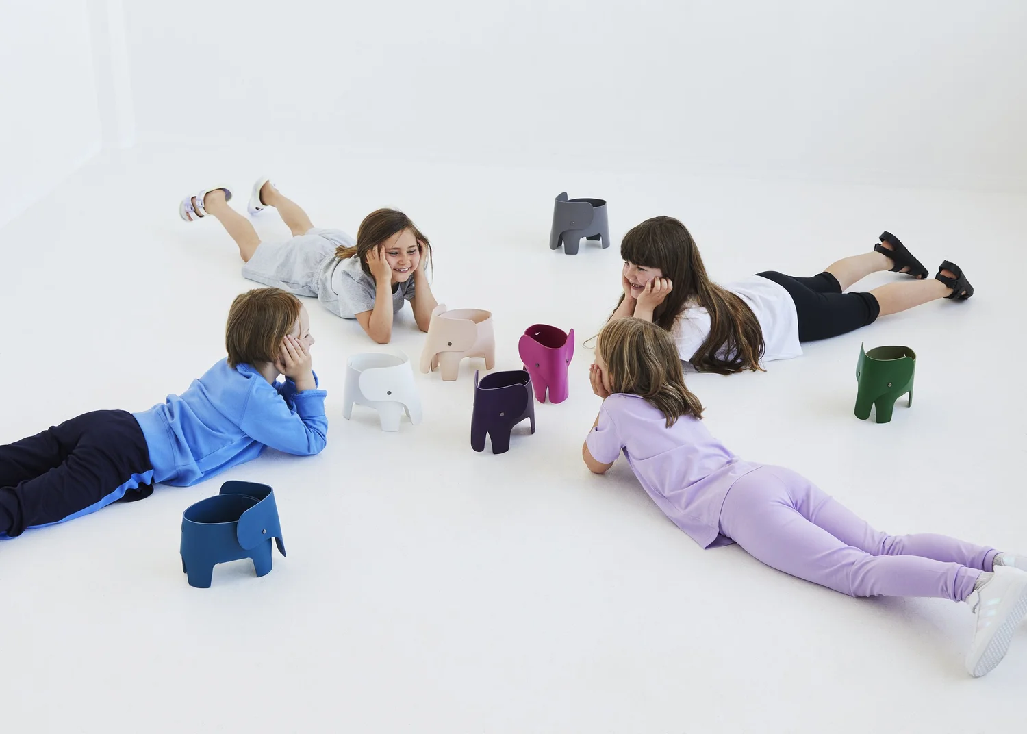 Elephant Chair & Table — EO PLAY