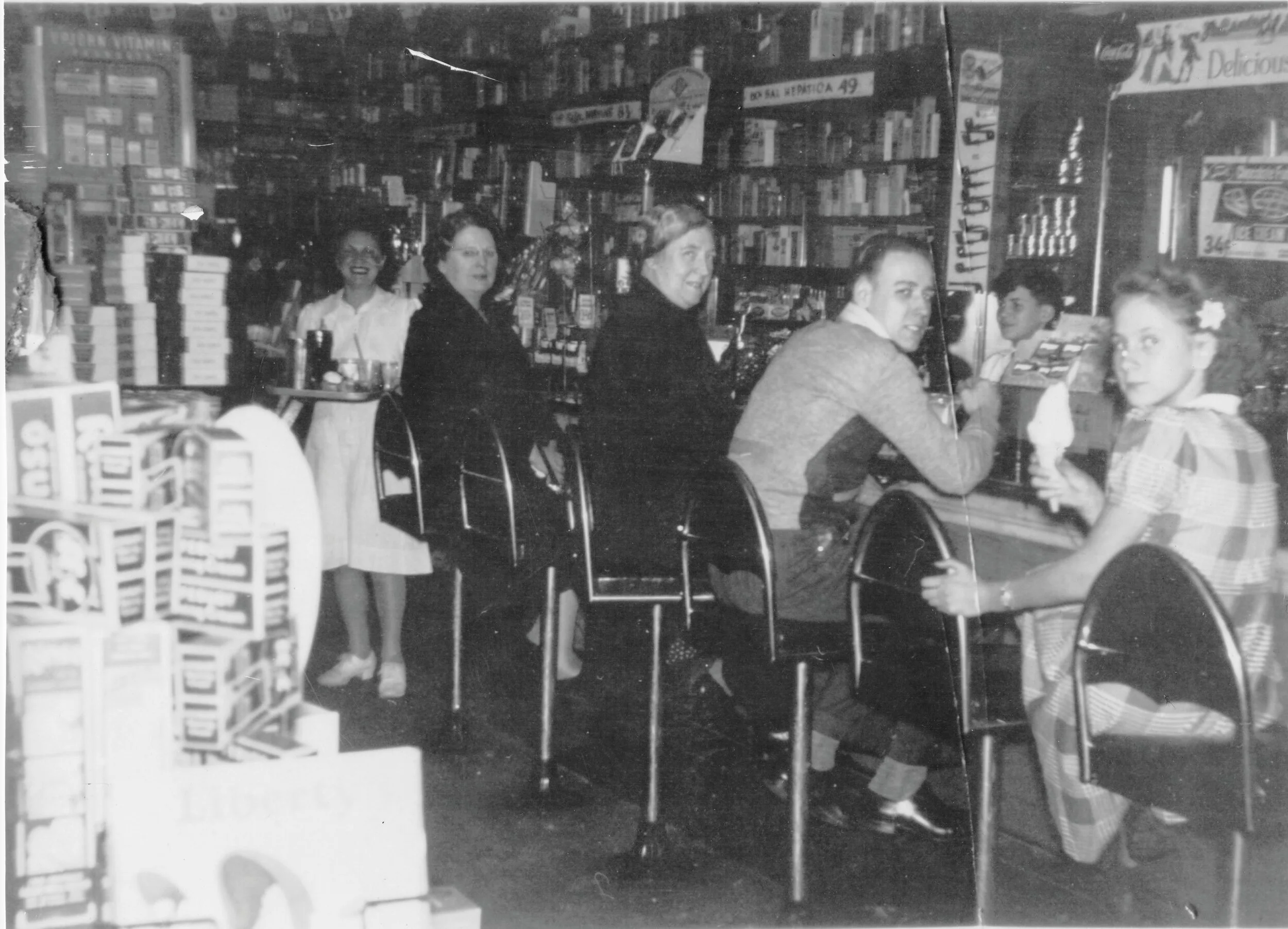 Lincoln's P&G Diner - "Home of the Big Lincoln" - Millvale, PA