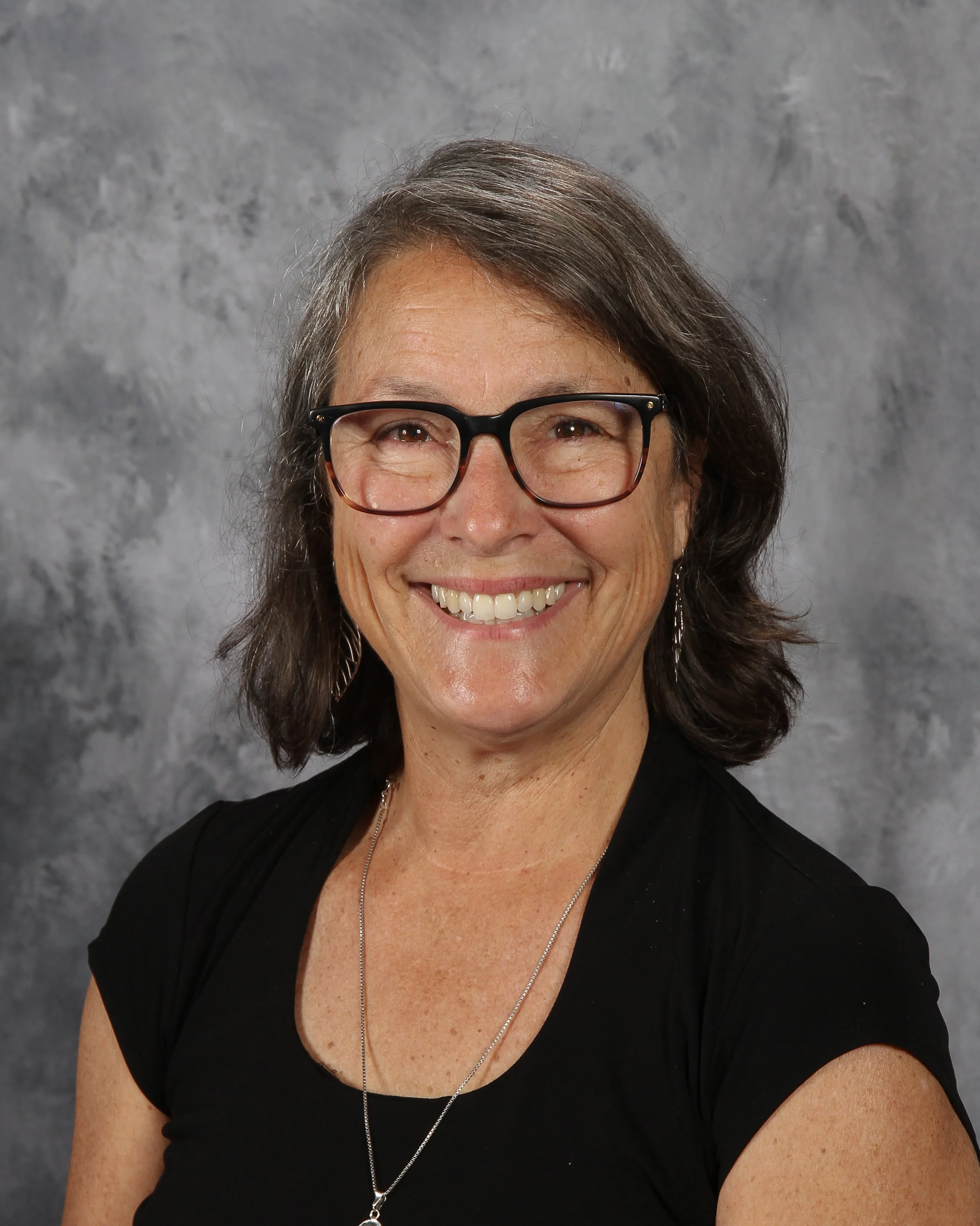 Faculty & Staff — Our Lady of the Sacred Heart Academy