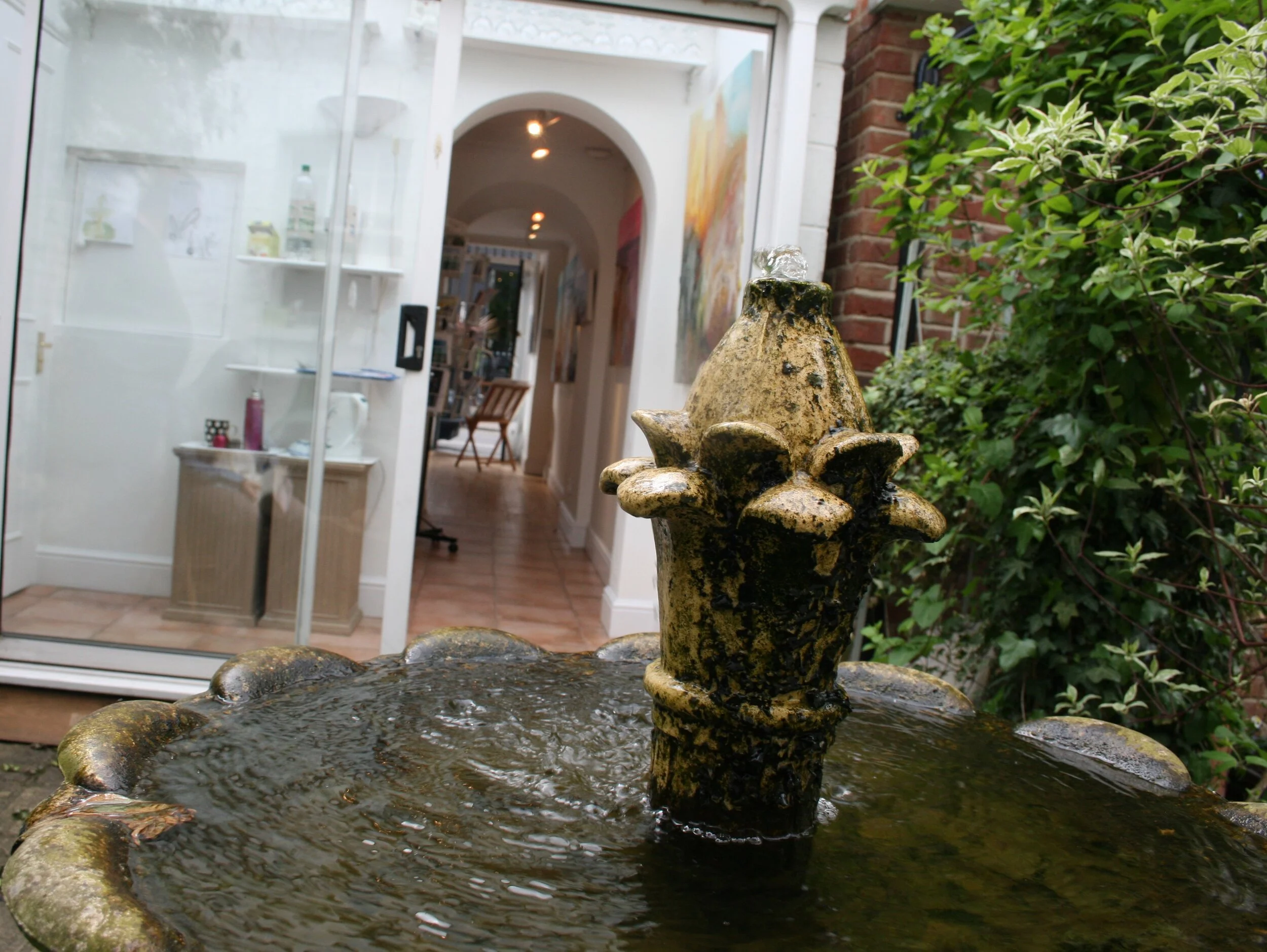 About 2 — The Fountain Gallery