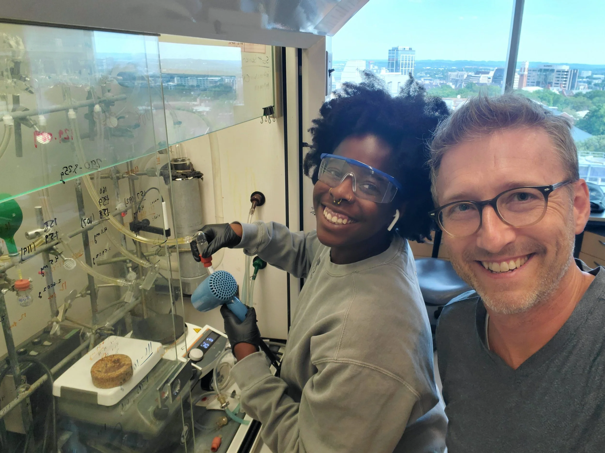 The Johnston Laboratory for Chemical Synthesis