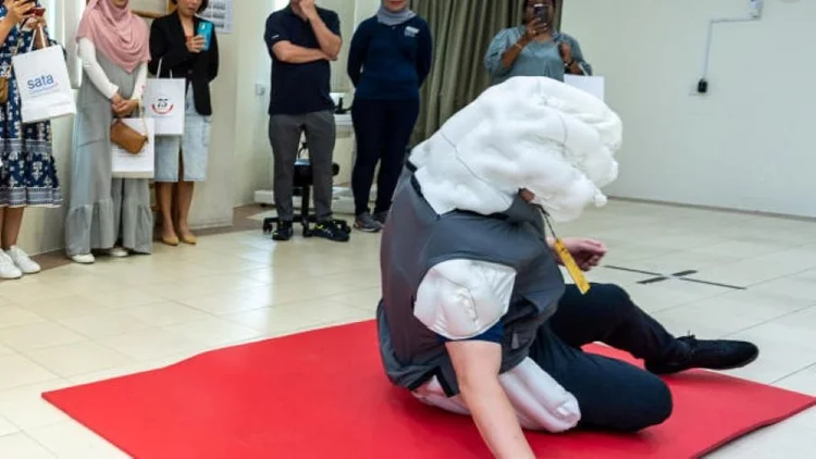 Wearable Falling Airbags: The Next Step in Fall Injury Prevention ...
