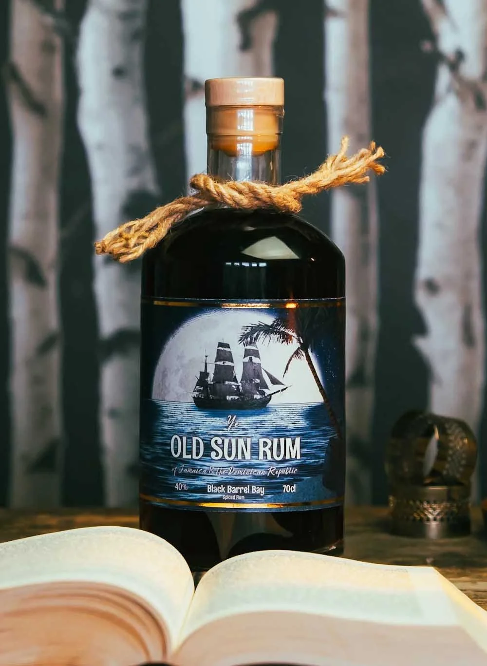 Rum & Raven Spiced Rum (70cl, 40%) - The Rum Company — The Rum Company ...