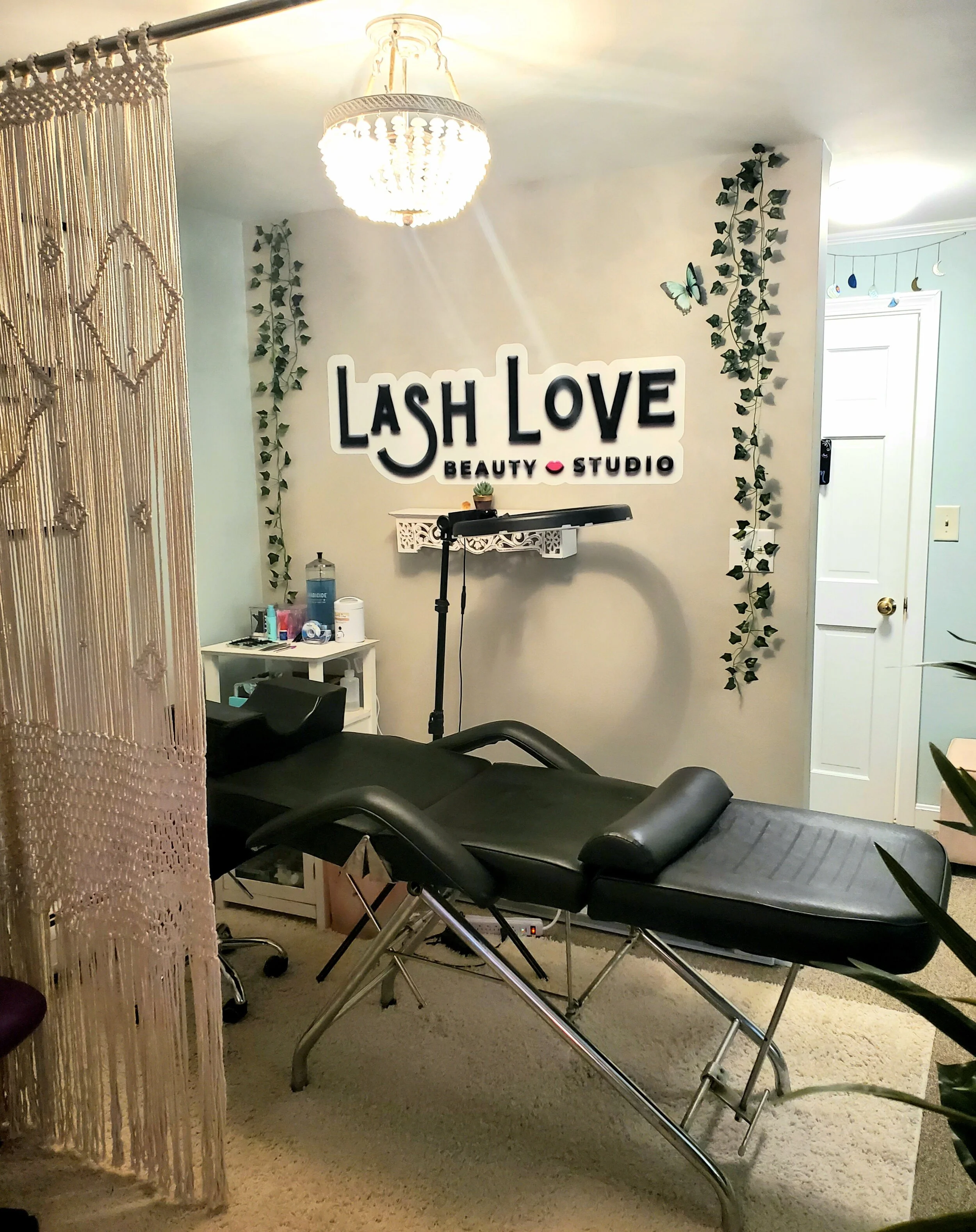 Luxury Lashes, Brows, Makeup Artistry