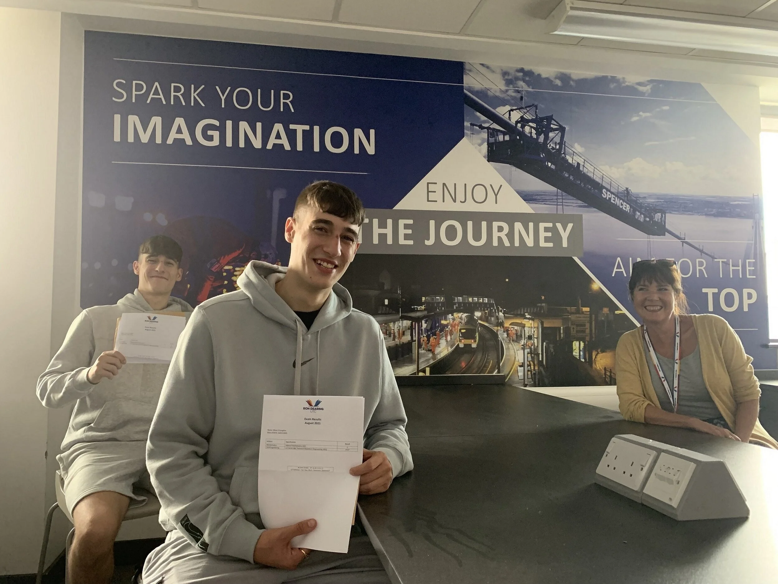 Ron Dearing UTC students’ delight at outstanding A-level and technical ...