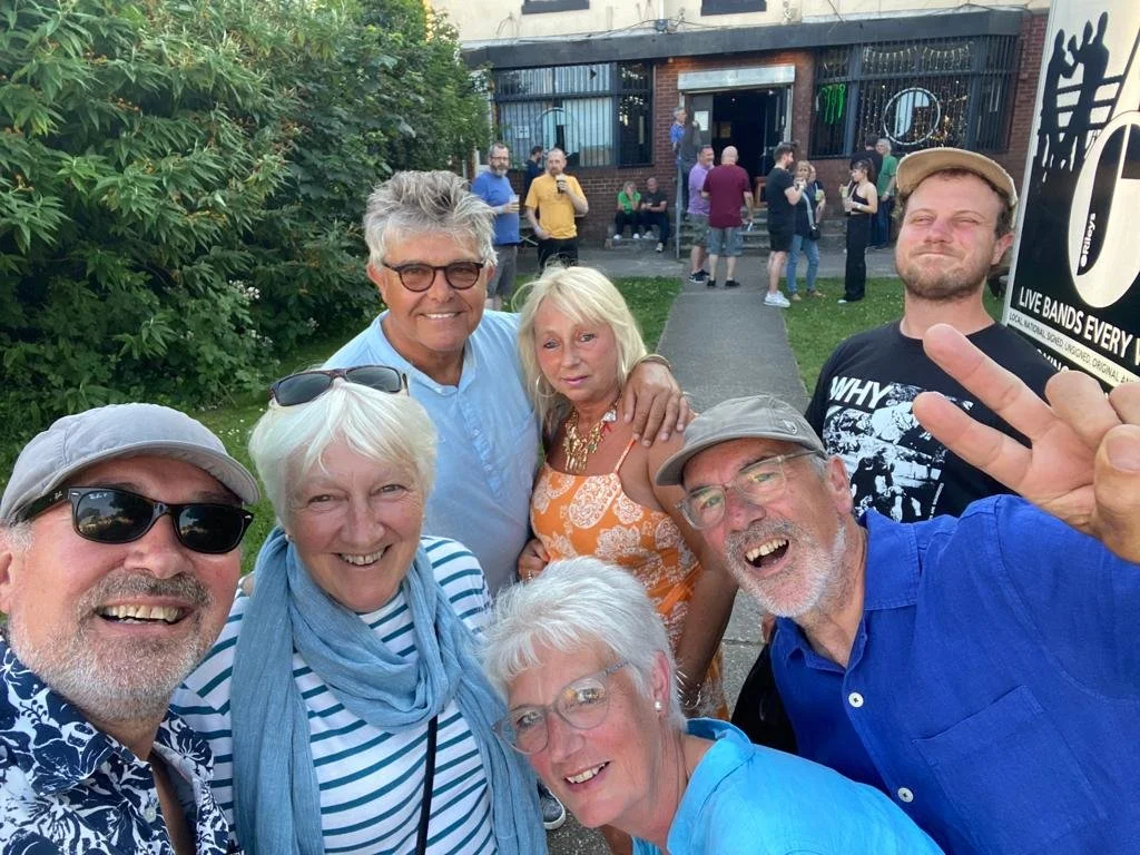 Hull music icons Red Guitars gave a triumphant performance at O'Rileys ...