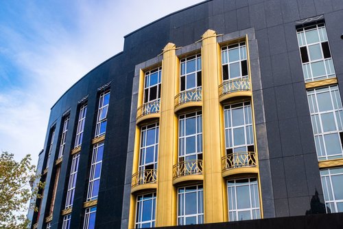 Scaffolding removal reveals 1930s grandeur of Burton building — The ...