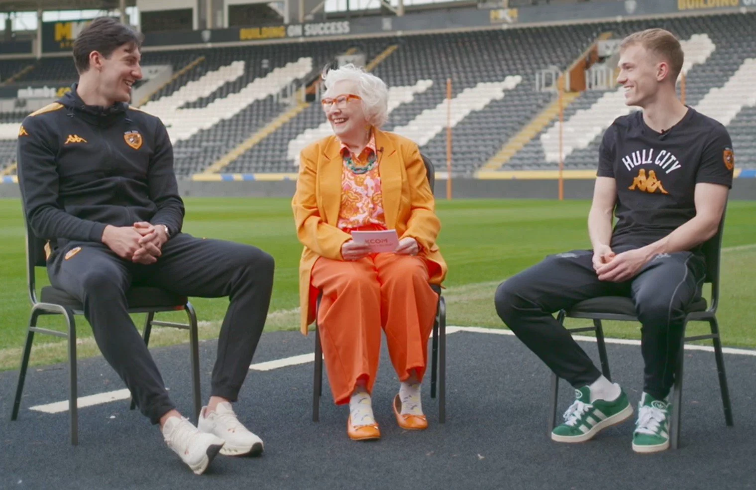 KCOM and Hull City renew partnership to power up local communities — The Hull Story