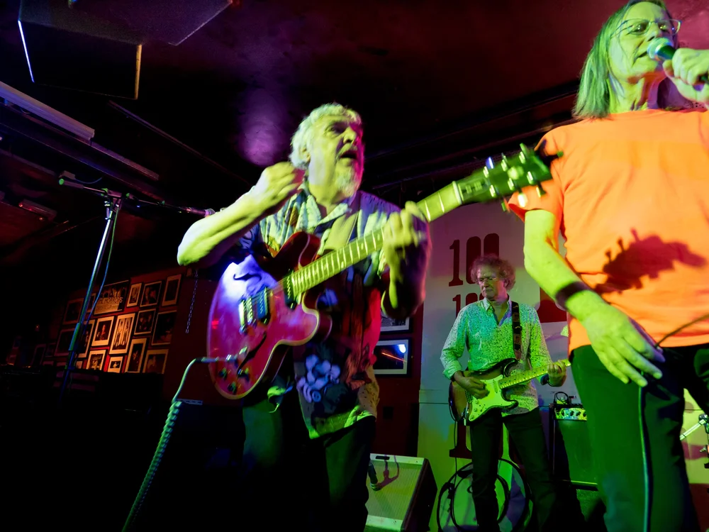 Red Guitars: How iconic Hull band put together their sensational ...