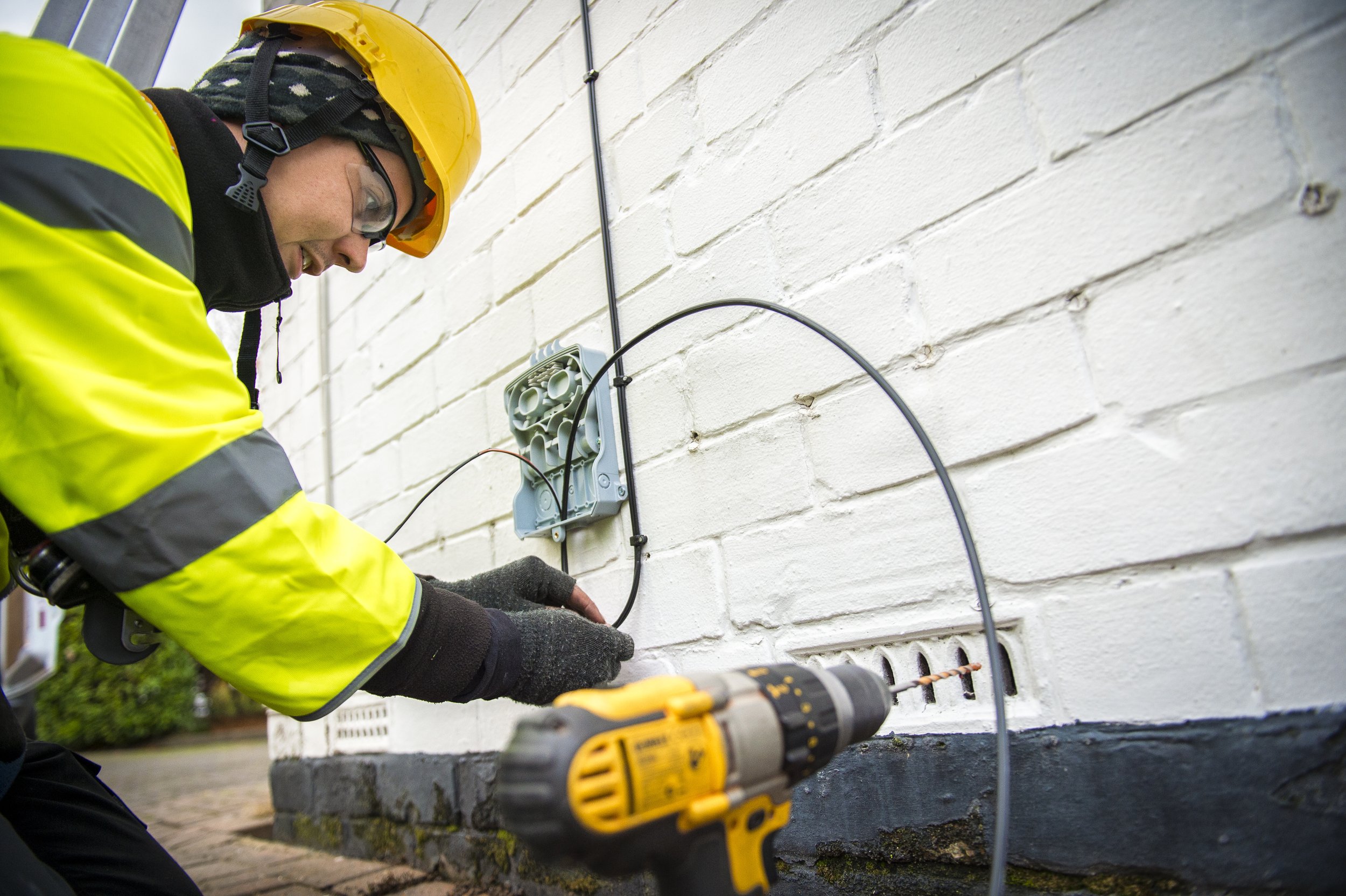 KCOM: Get your landline fibre ready Hull — The Hull Story KCOM: Get your landline fibre ready Hull — The Hull Story