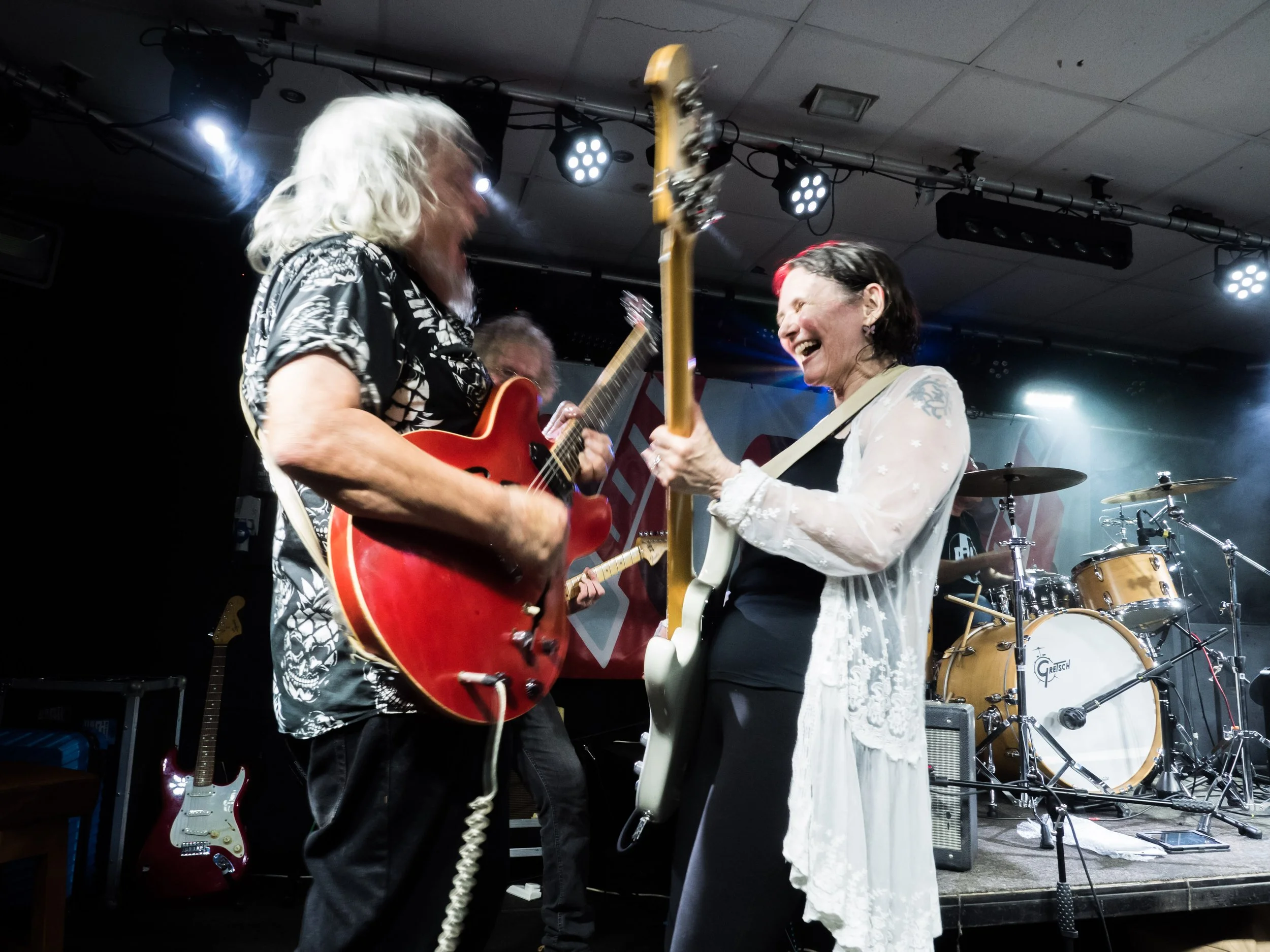 Hull music icons Red Guitars gave a triumphant performance at O'Rileys ...