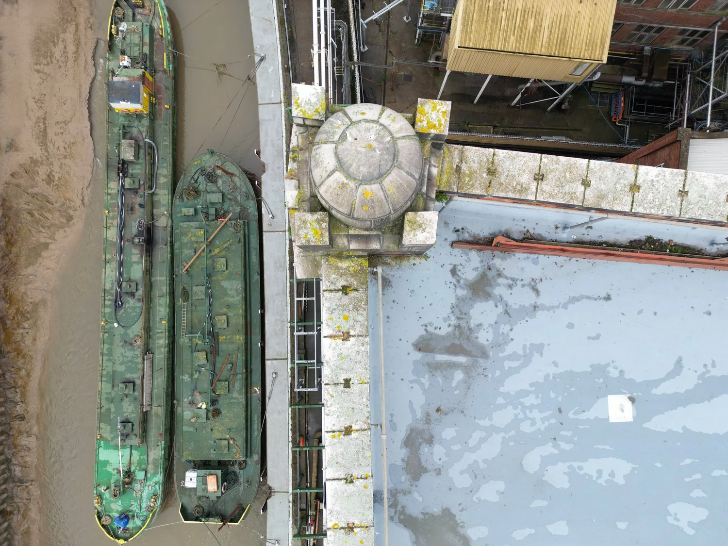 Exclusive: Aerial photos reveal history of landmark Isis oil mill silo ...