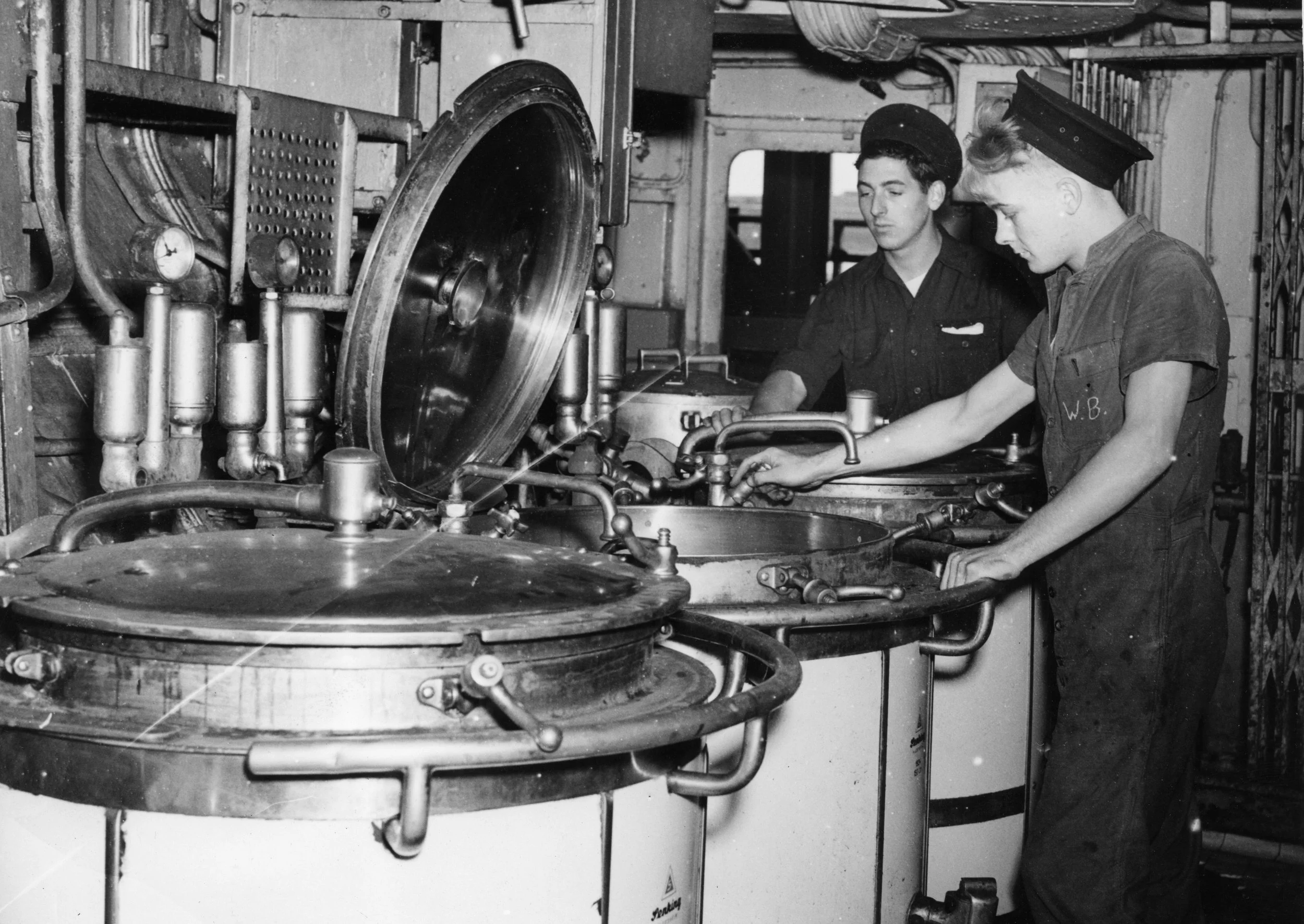 The story of Hitler's yacht and the day she docked in Hull - exclusive ...