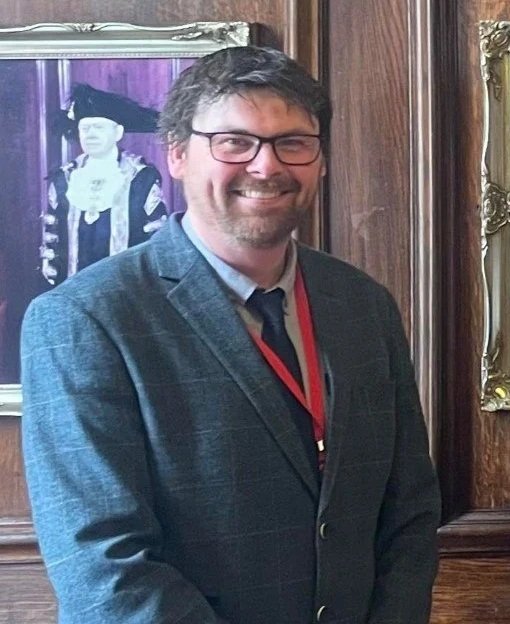 ‘A Britain of anger and division’: Labour councillor quits party over ...