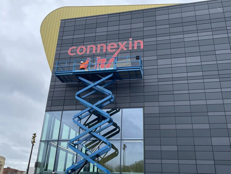 Hull’s premier live entertainment venue begins a new era today after ...