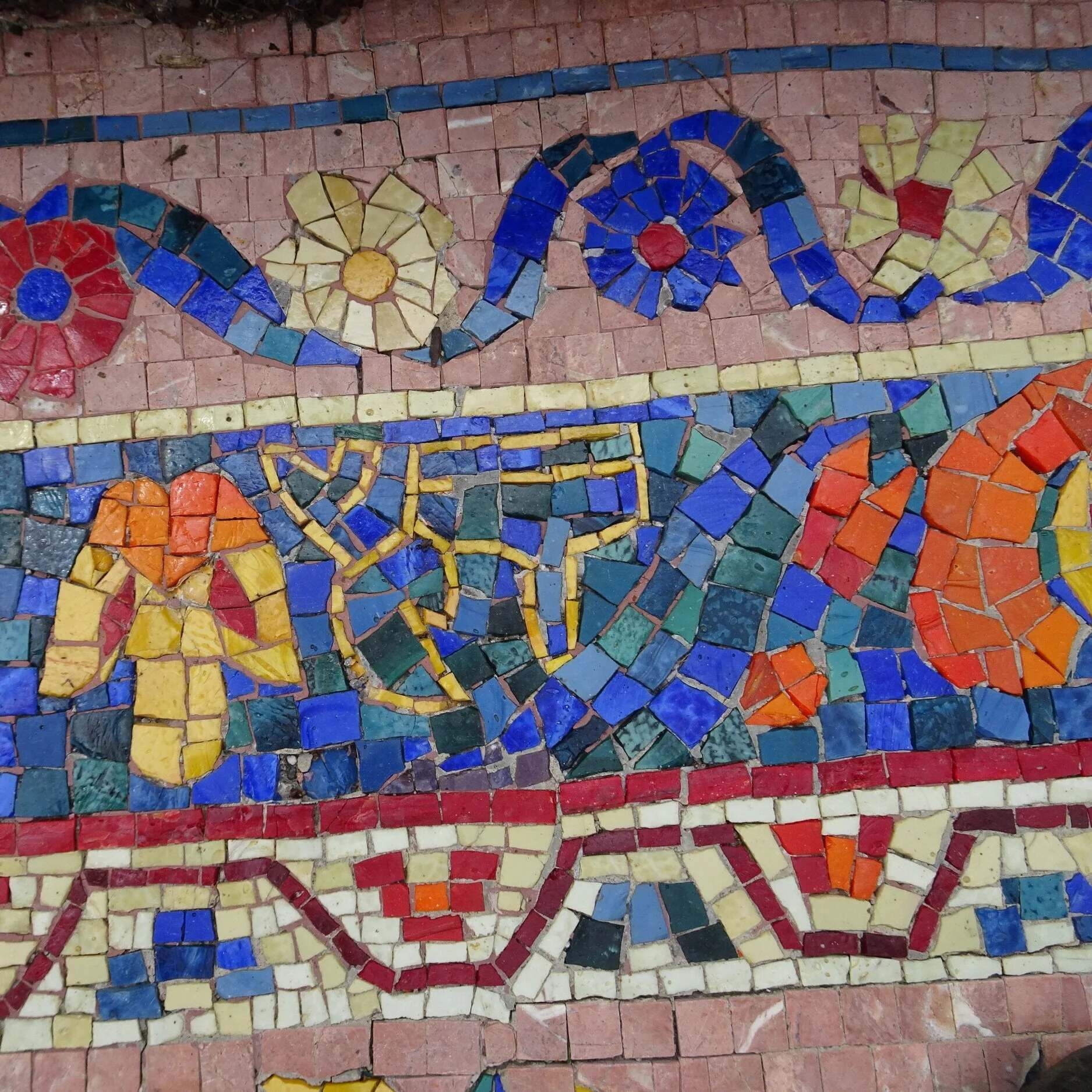 Shapes of Ravenswood Manor Quest #2 — Playful Neighborhood