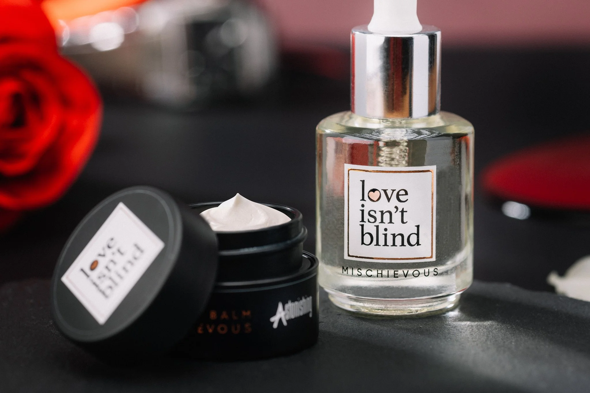 LOVE ISN'T BLIND - CUTICLE OIL MISCHIEVOUS Majestic Nail Academy