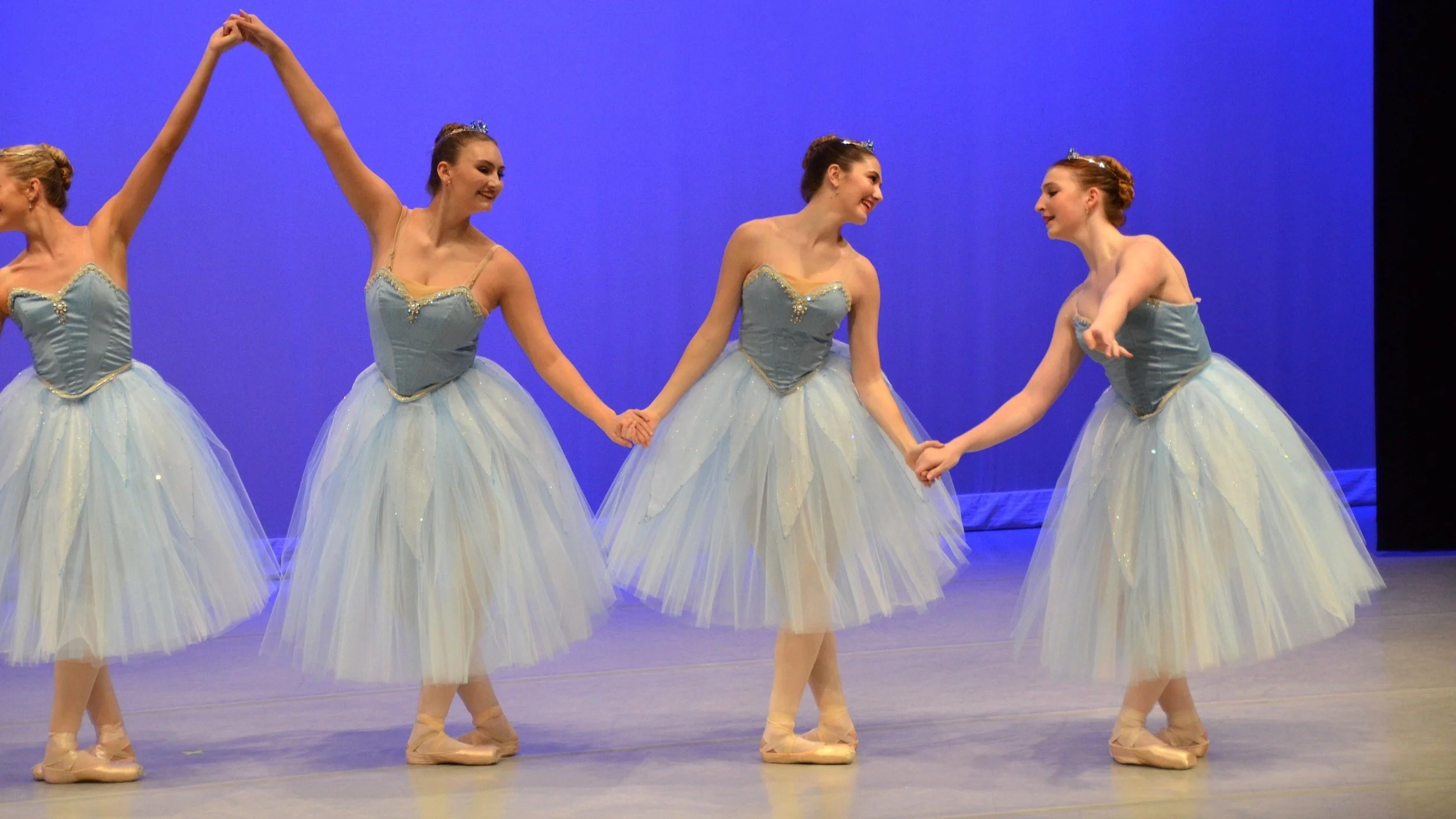 Professional Training Division — DeCruz Ballet