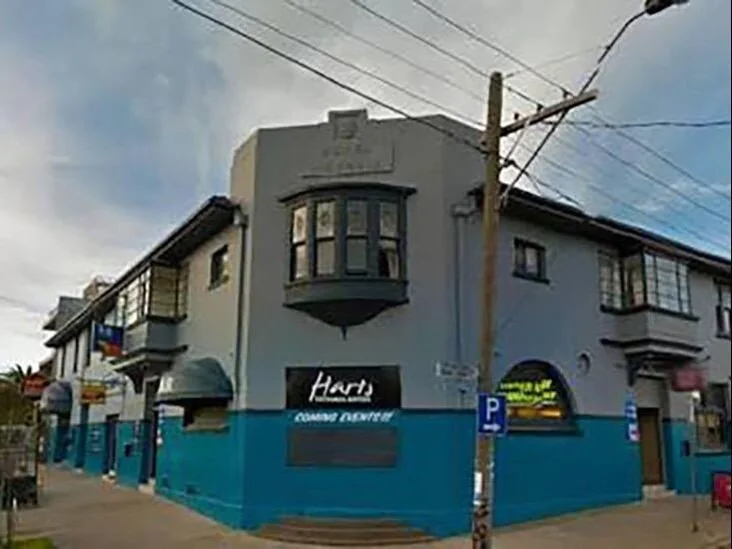 Freehold Hotels for Sale - Country Pubs for Sale — Cropley Commercial