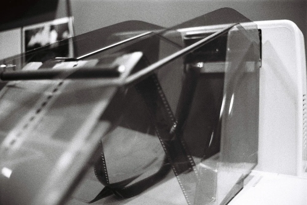 darkroom — s a n r e n