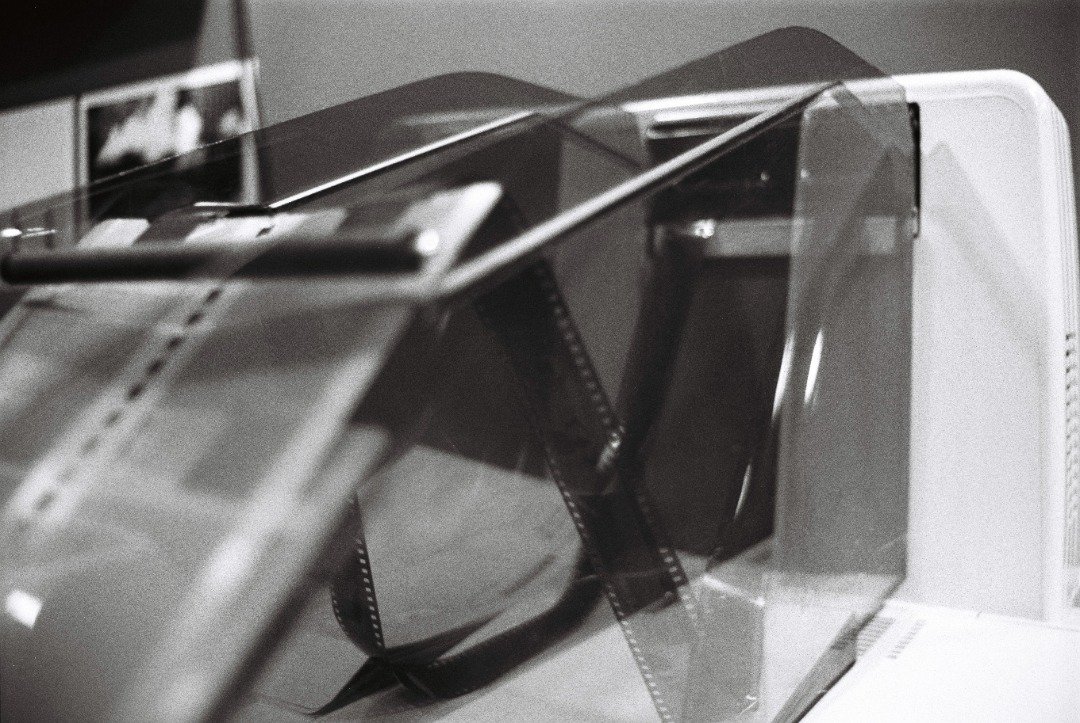 darkroom — s a n r e n