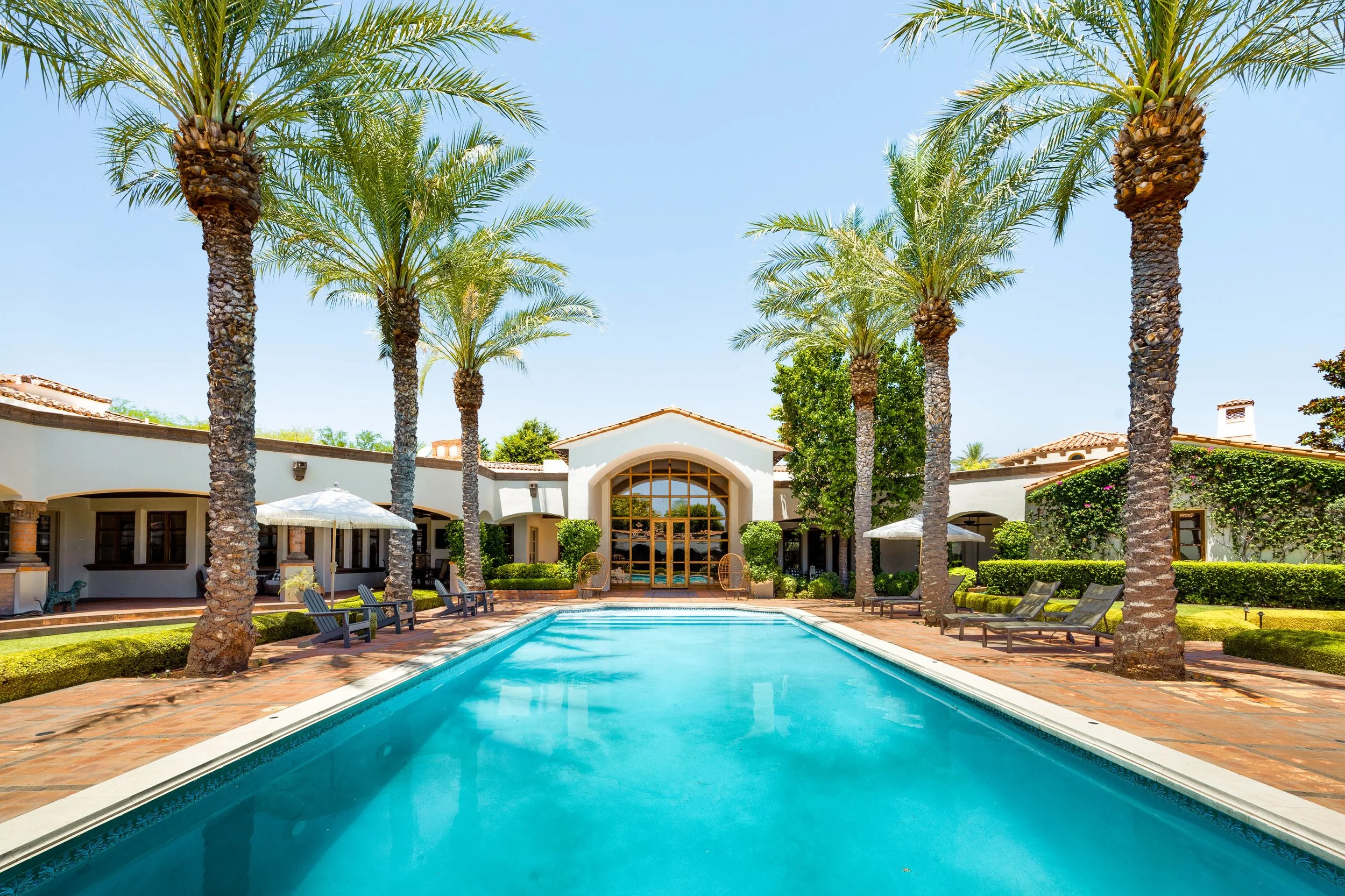 CONNECTICUT — Compass Luxury