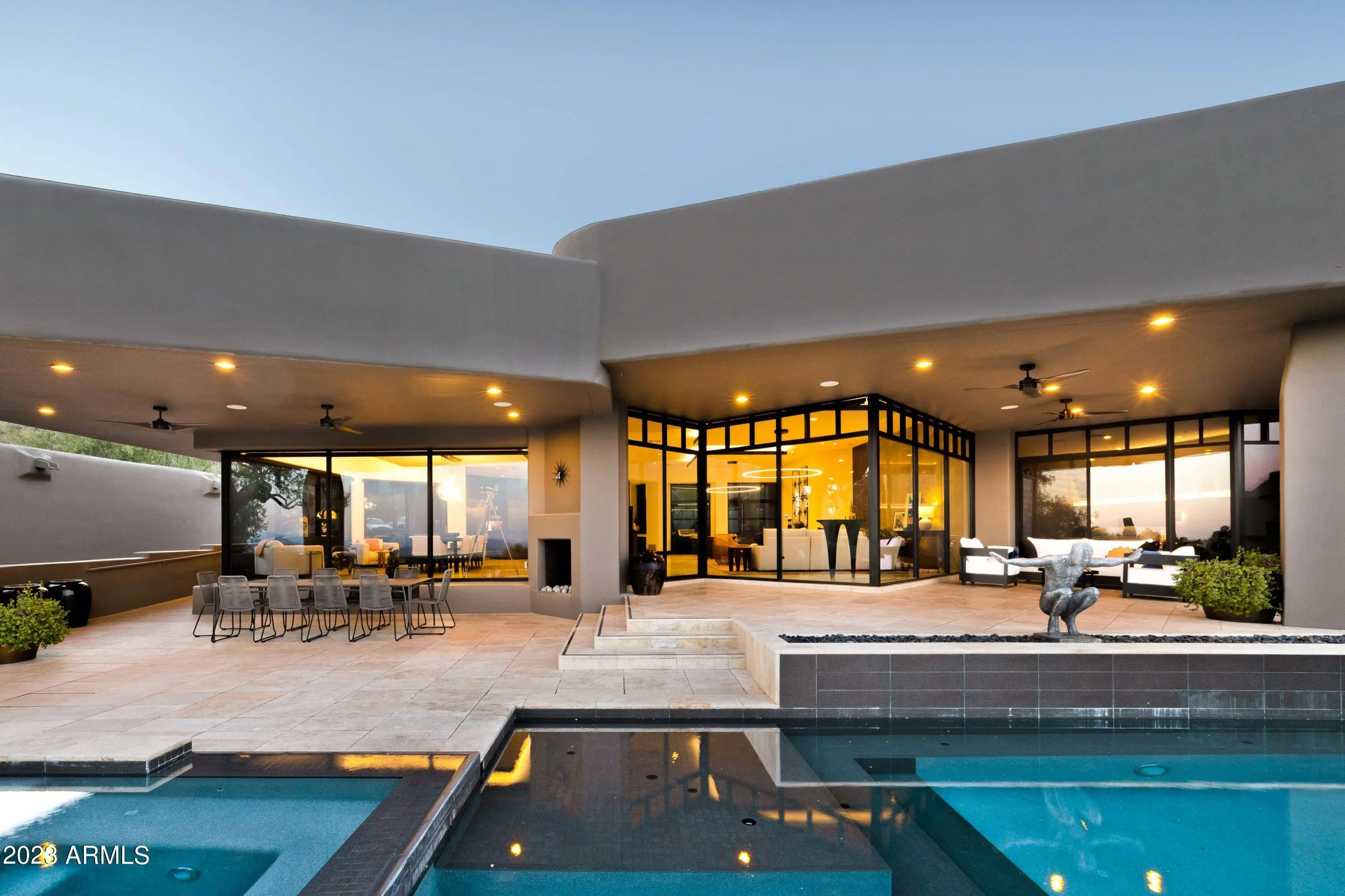 ARIZONA — Compass Luxury