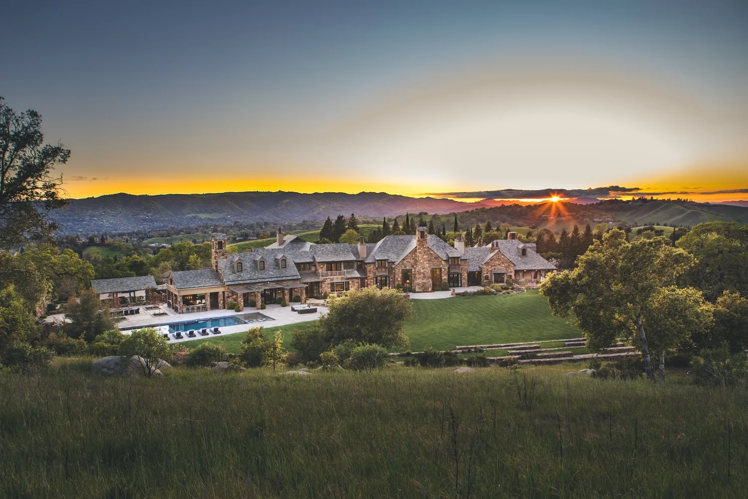 Mastering Elite Markets — Compass Luxury