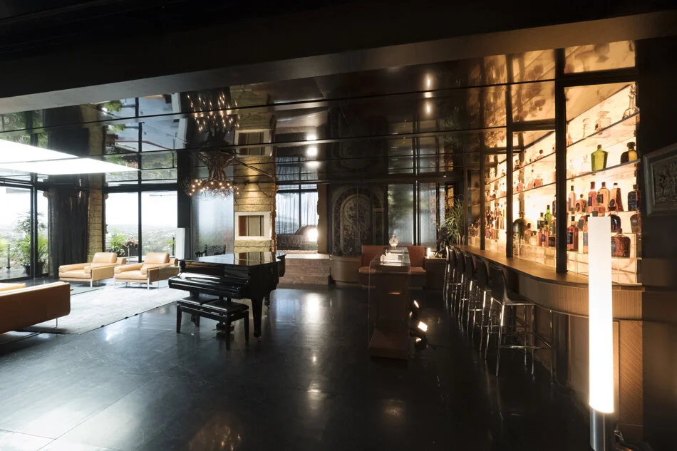 Lucifer S1 + — SUKI PARKER art director