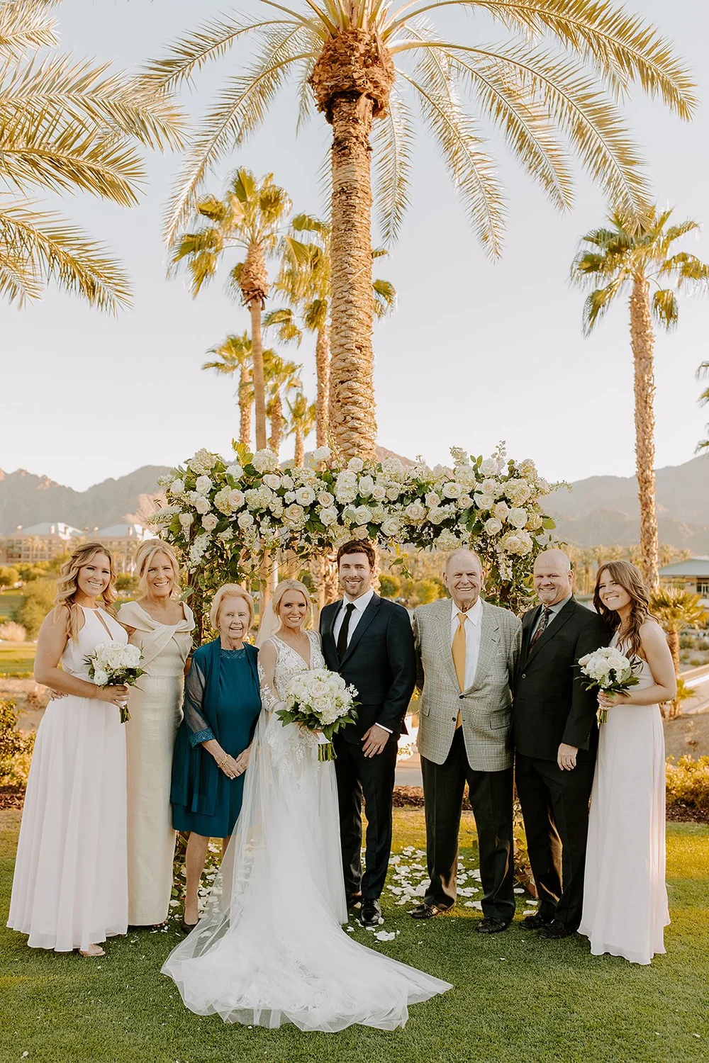 How to Create Your Wedding Family Photo List — Brianna Broyles