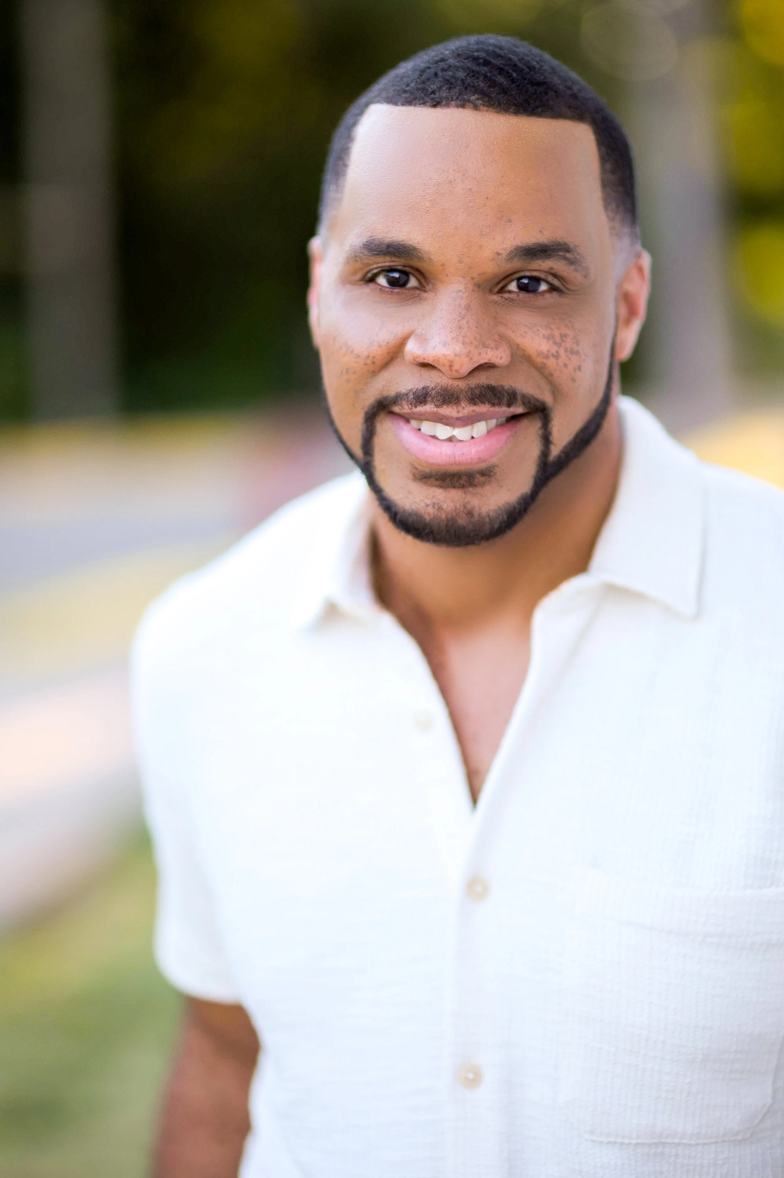 MICHAELBETHANY | ABOUT