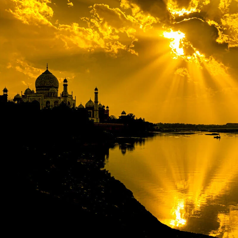 “Taj Mahal God Rays” — Glen Allison