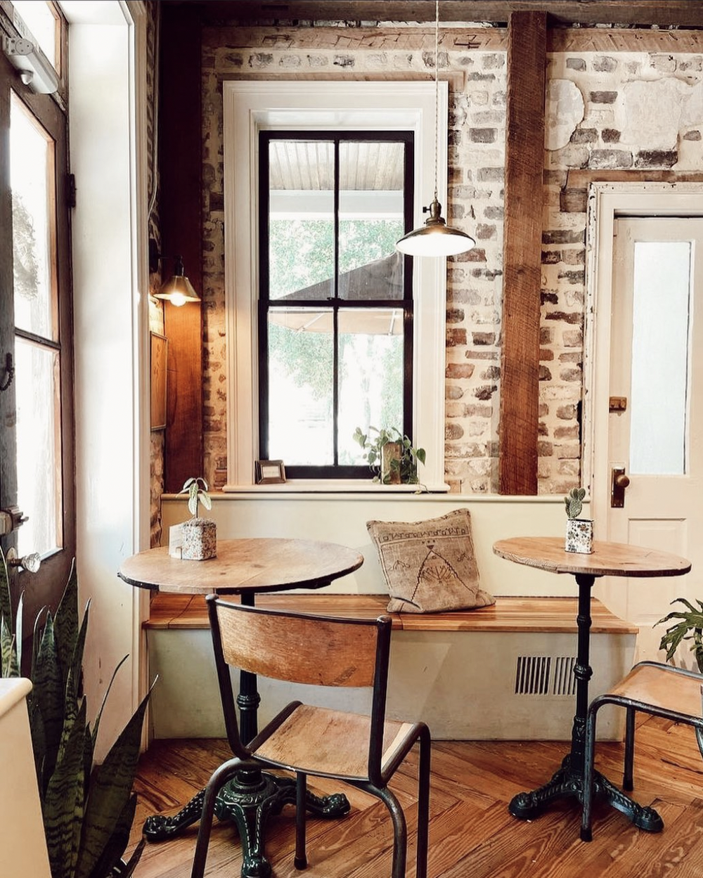 10 Fabulous Charleston Coffee Shops — Grit and Grace Studio