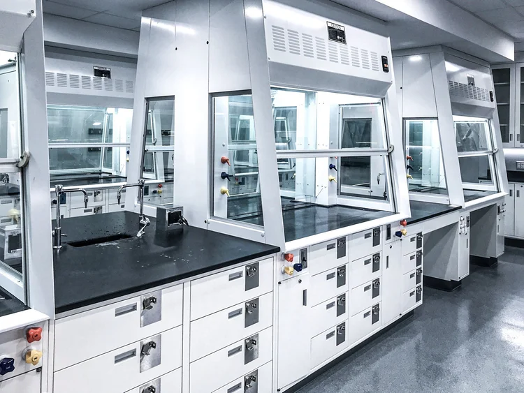 York College Chemistry & Biology Laboratories — Graf & Lewent ...