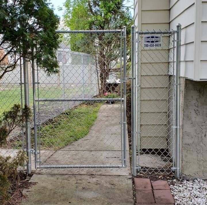 Reinforce Your Fence with Durable Heavy-Duty Fence Posts