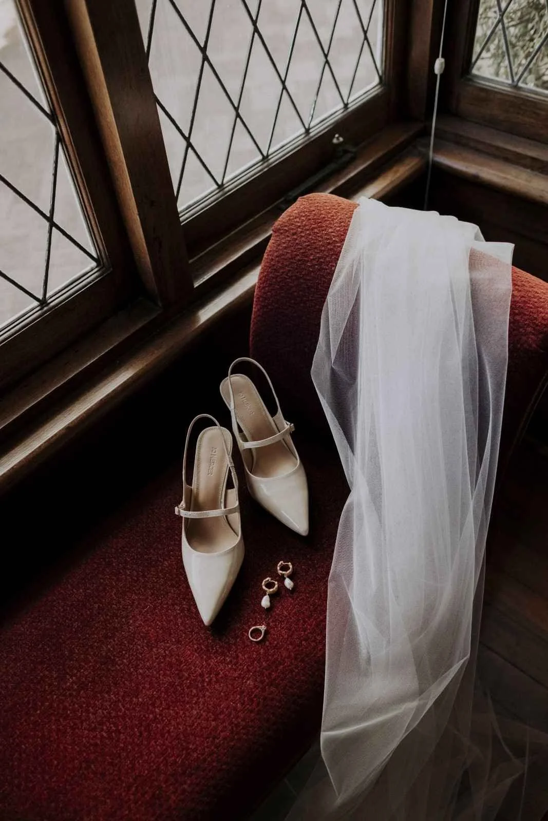 Modern Stylish WA Museum Wedding, Perth — Bertie Does