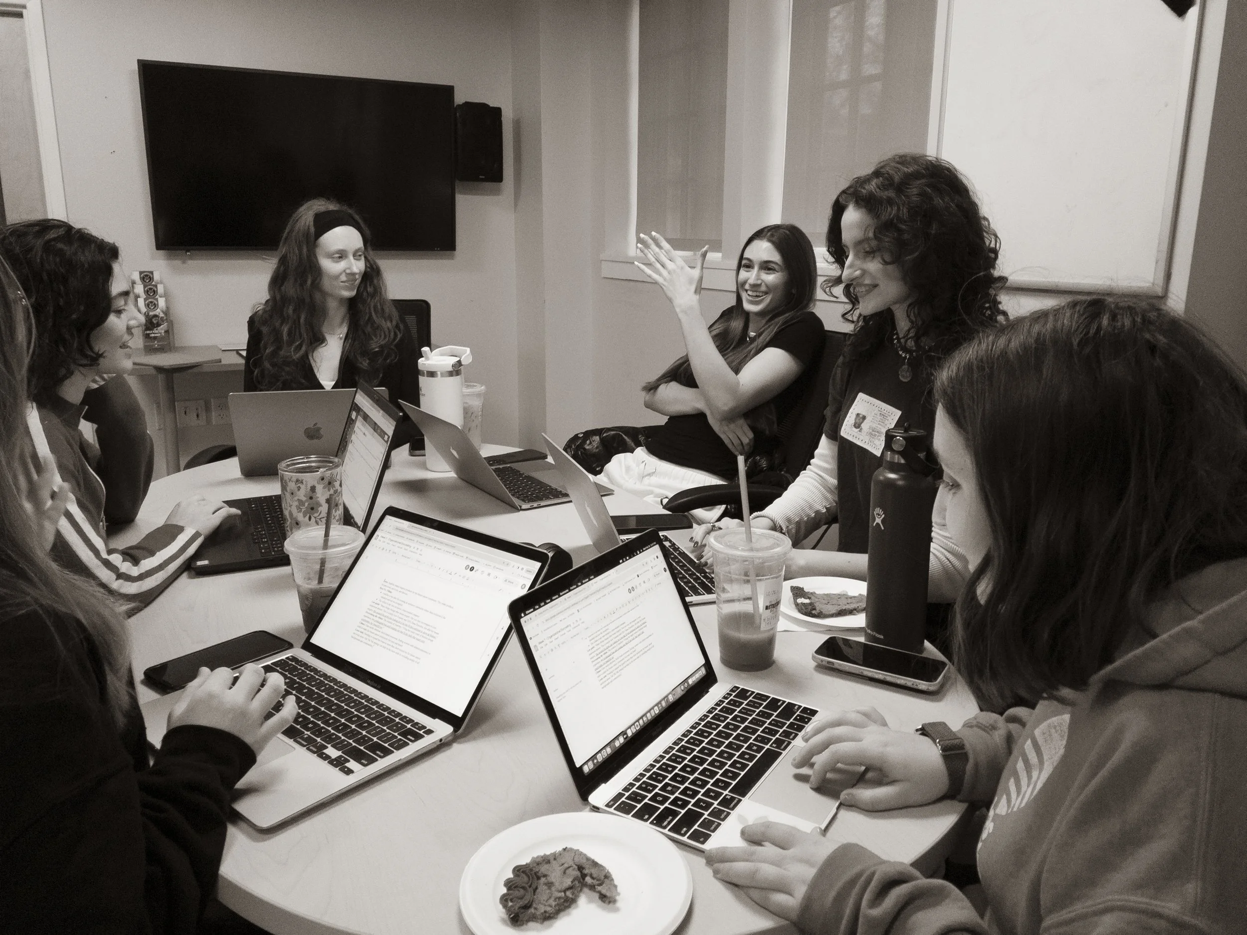 Everything You Need to Know About Beautiful Social’s All-Woman ...