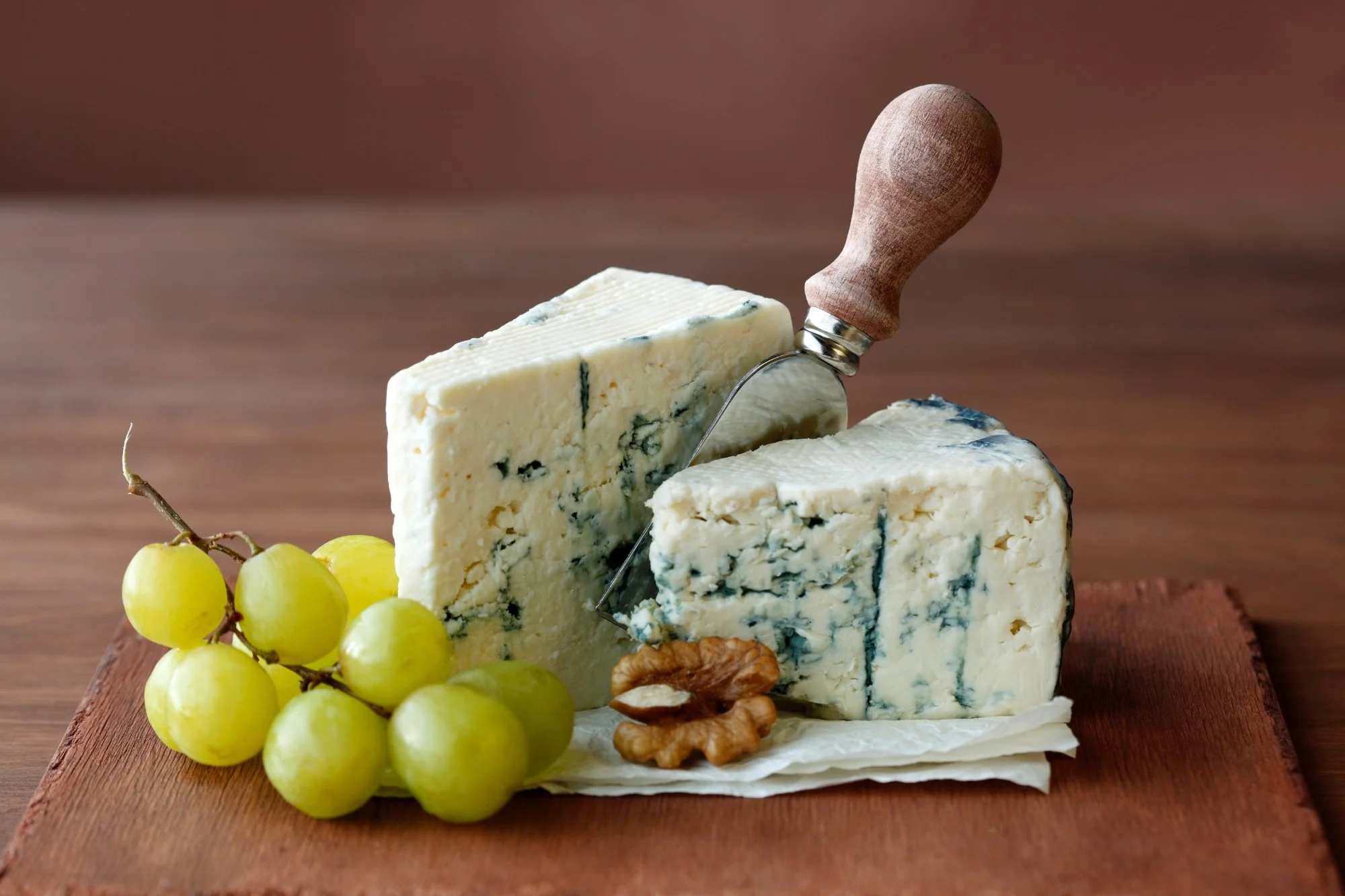 The 5 Best Blue Cheeses for Beginners | The Cheese Professor