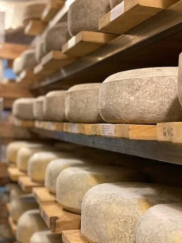 Hidden Cheese Caves in Brooklyn Hold 28,000 Pounds of Cheese | The ...