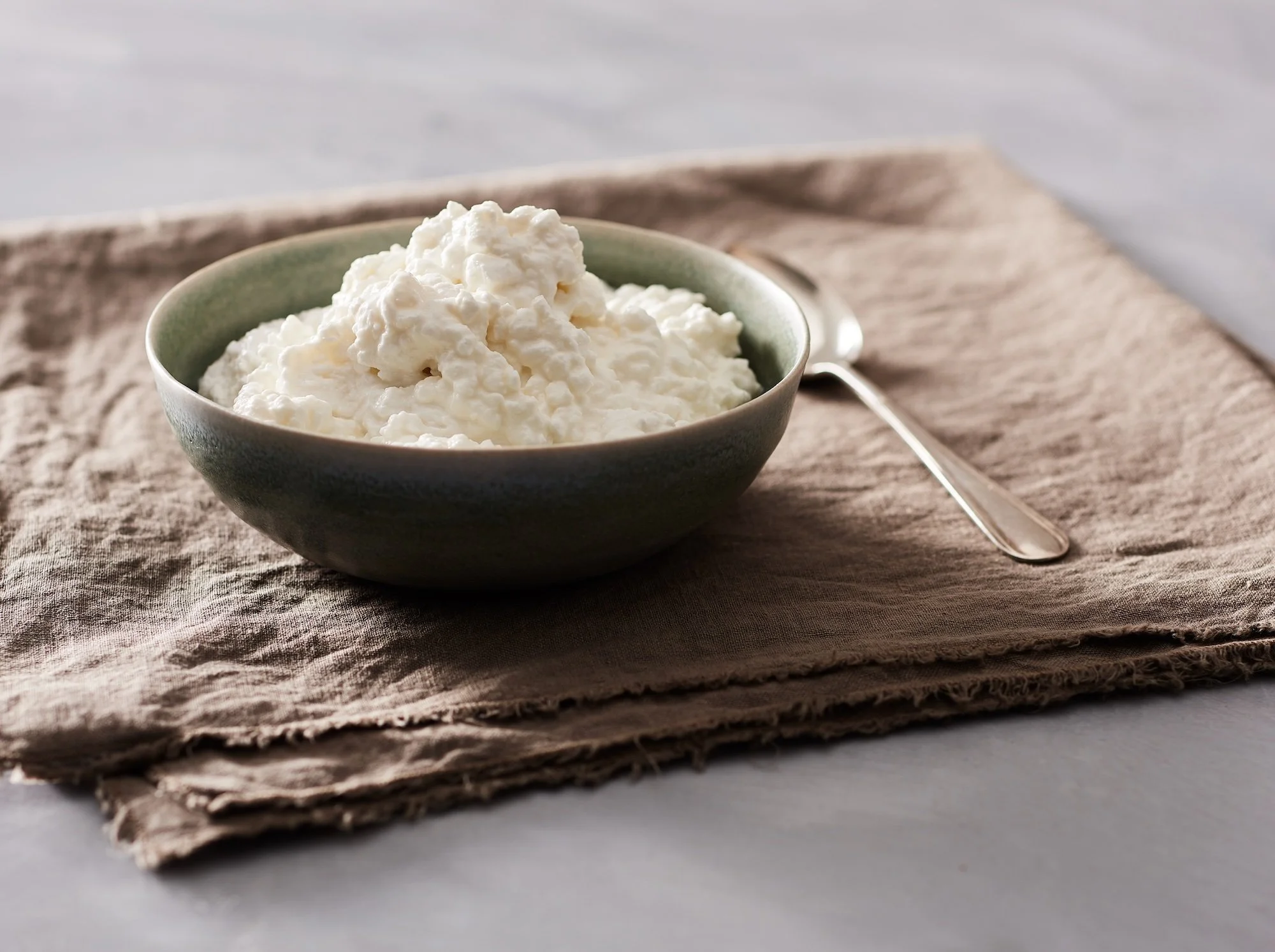 What's Better: Cottage Cheese or Farmers Cheese? | The Cheese Professor