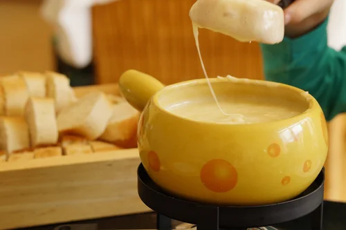 What Are the Best Cheeses for Fondue? | The Cheese Professor